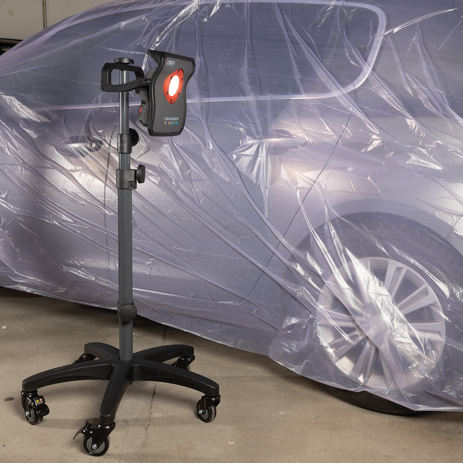 Improved SCANGRIP Wheel stand with bracket